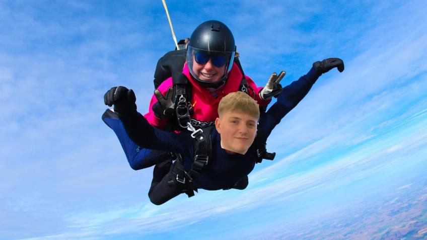 Comic Relief Skydiving Challenge - a crowdfunding project in Reading by ...