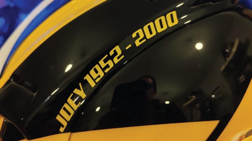 Joey / Robert Dunlop custom painted Helmet - a Sports crowdfunding ...