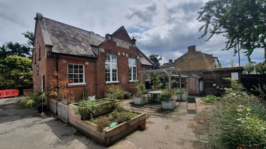 Library of Things & Remakery @ Wood Street Studios - a Community ...
