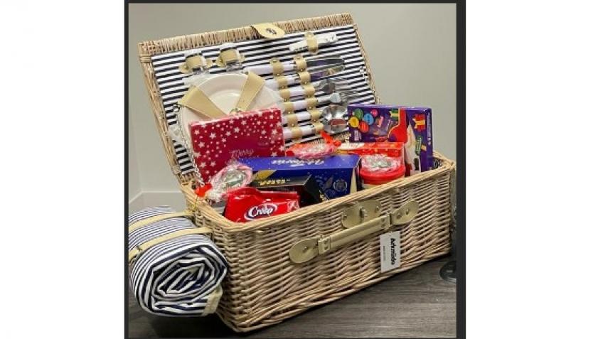 Picnic Basket Raffel - a Food and Drink crowdfunding project in Milton ...