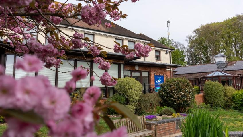 ST MICHAEL'S HOSPICE (NORTH HAMPSHIRE) - a Charities crowdfunding ...