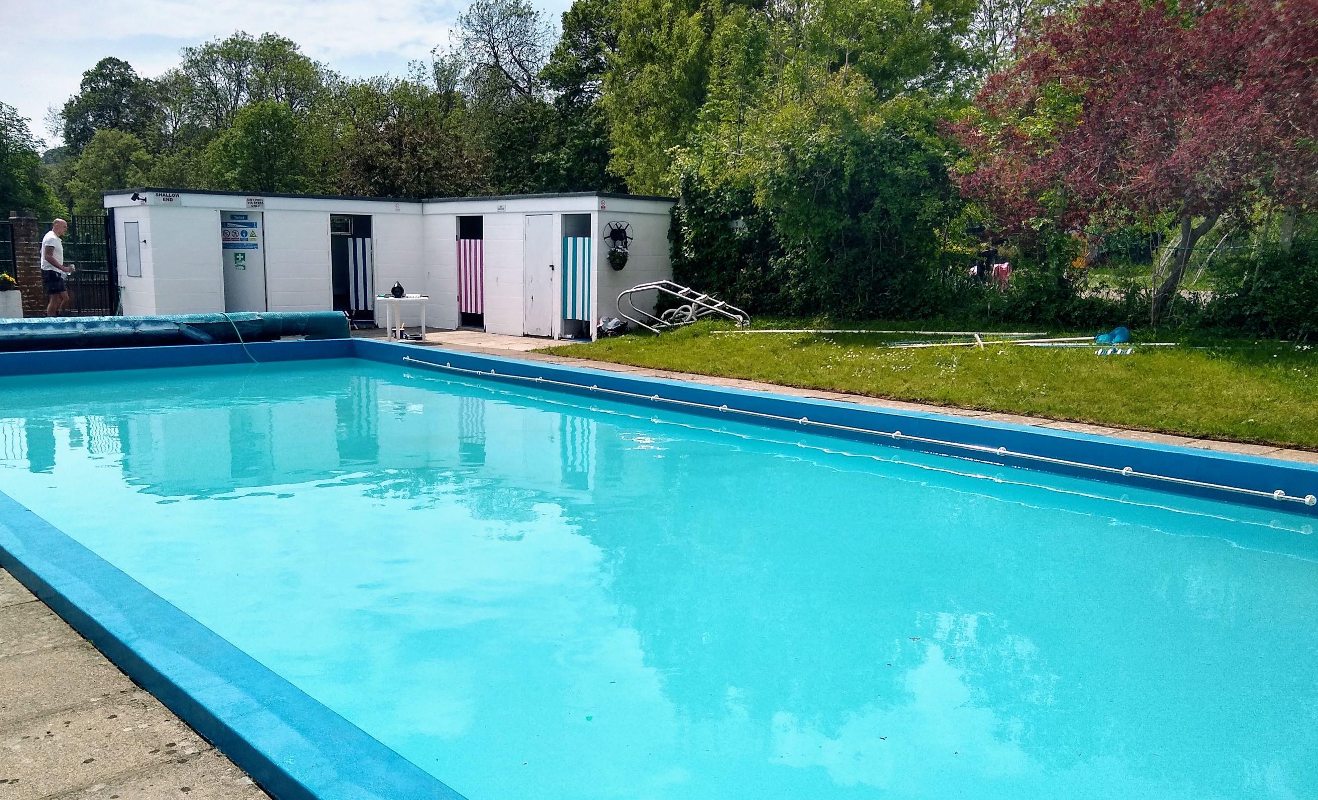 Findon Swimming Pool - Help keep us afloat - a Sports crowdfunding ...