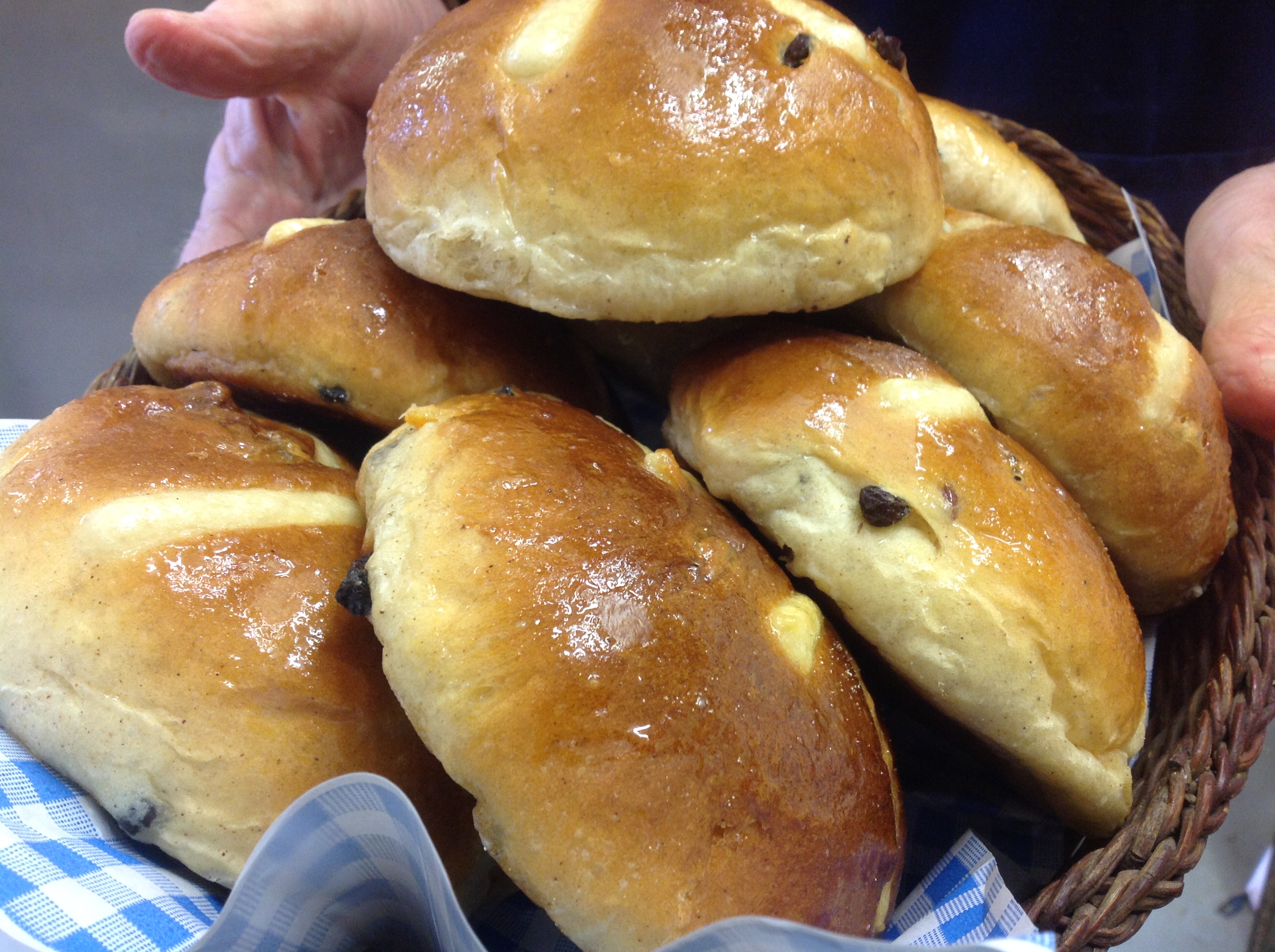 The Parlour Bakery at Tatchbury Manor Farm - a Food and Drink ...