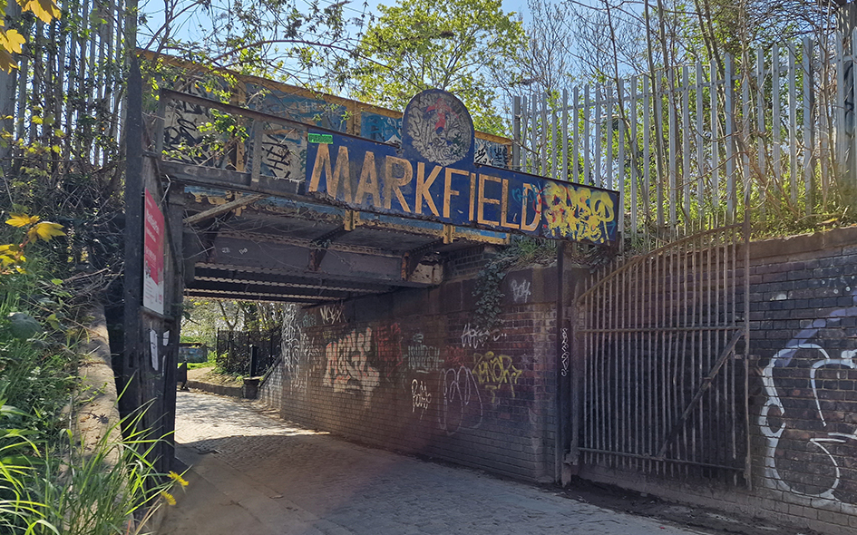 MARKFIELD PARK'S NEW, WILD URBAN COMMUNITY GARDEN - a Community ...