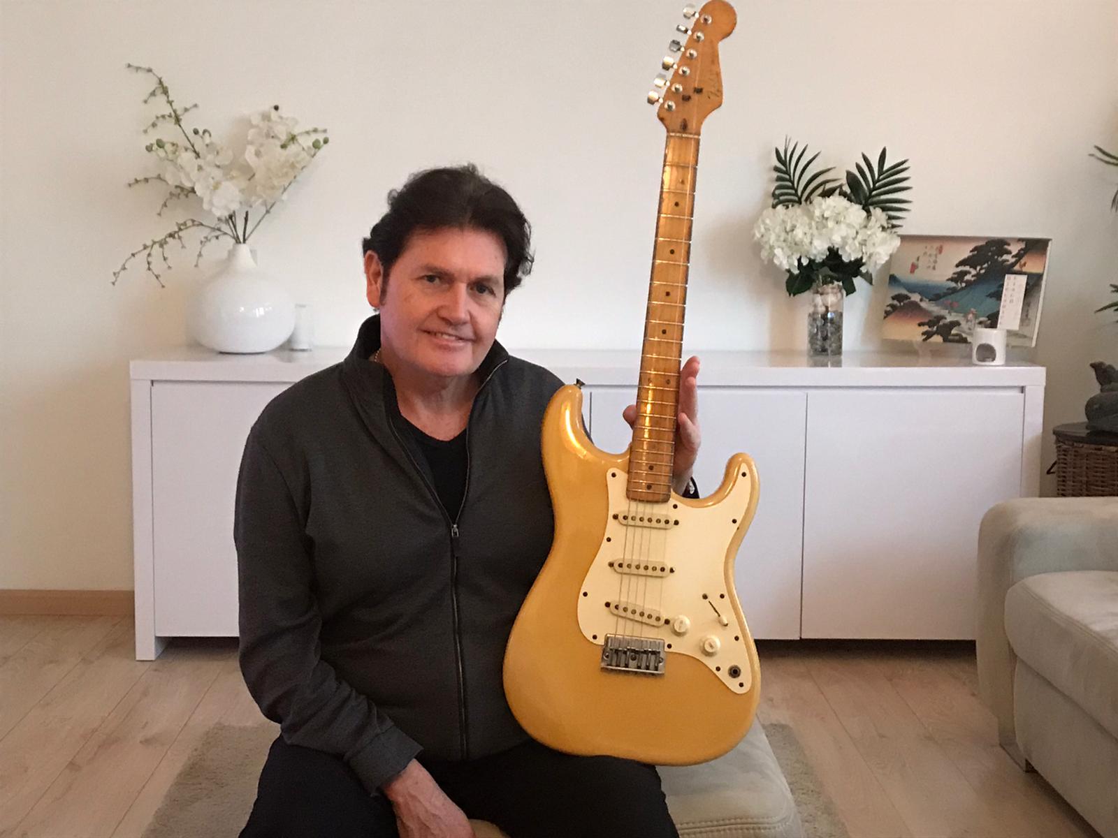 Win signed Charlie Burchill (Simple Minds) Guitar - a Music ...
