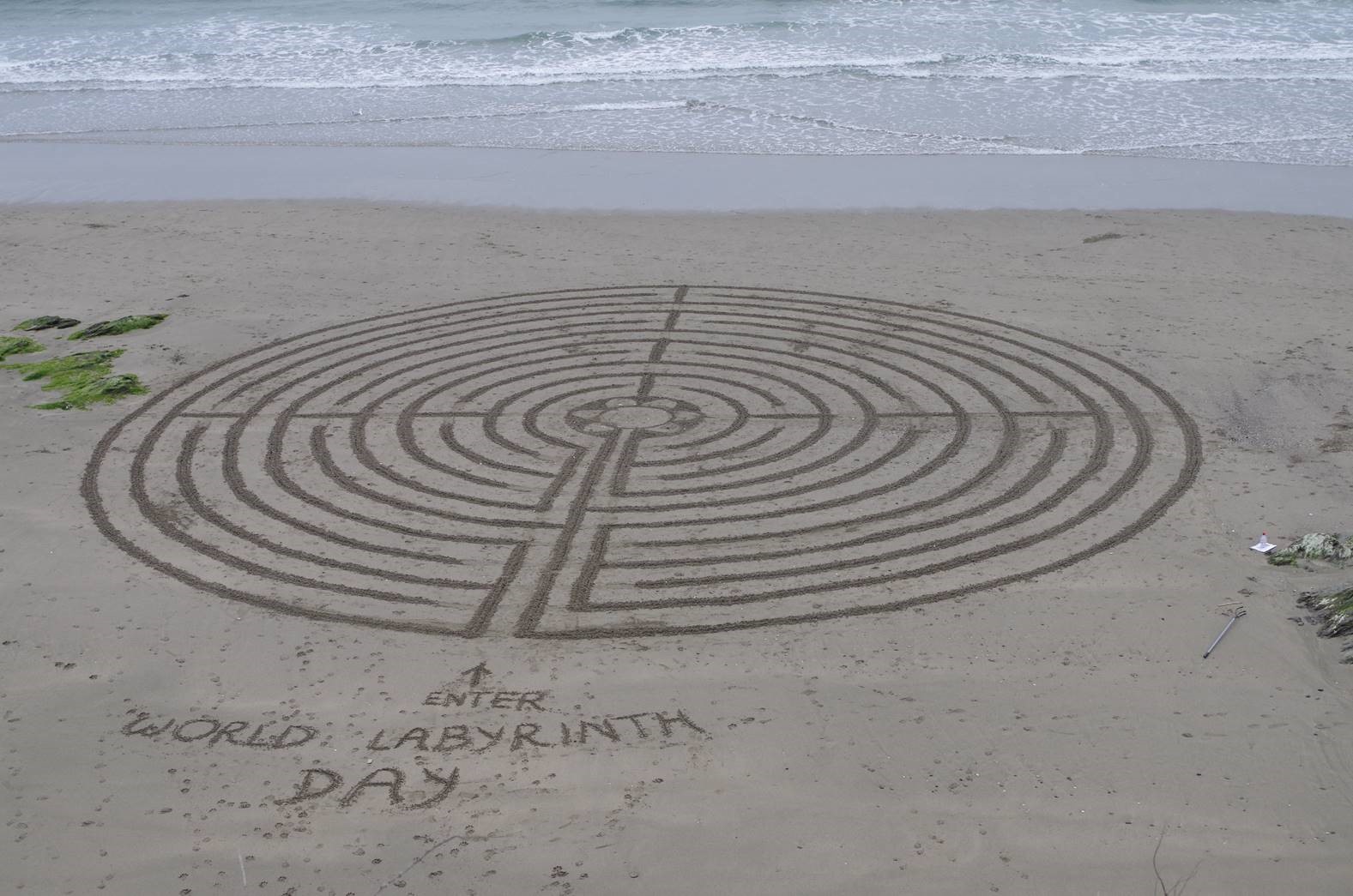 Beach Labyrinth marks 60 Years of AONB in Cornwall - a Community ...