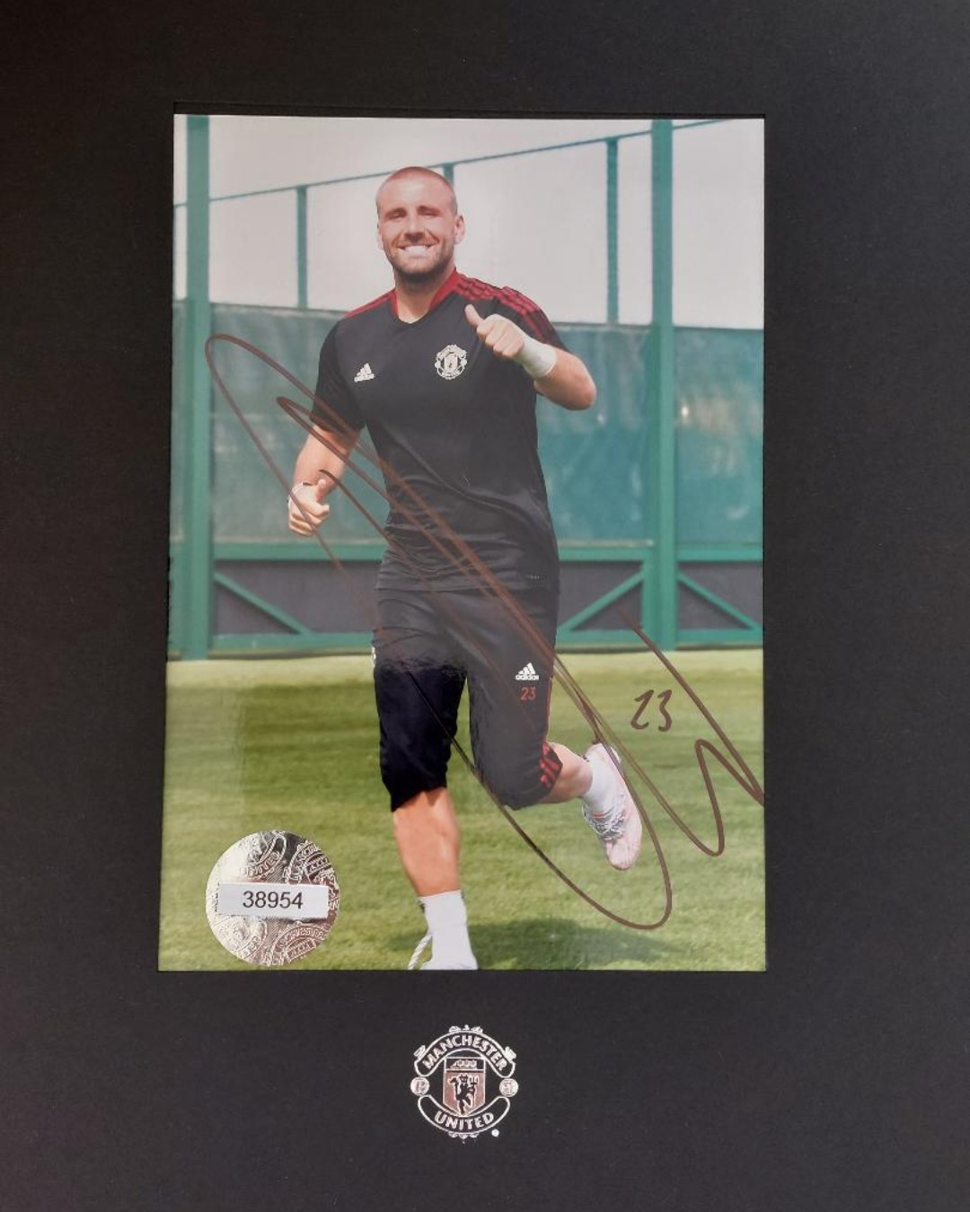 Man United Signed Photo- National Autistic Society - a Sports ...