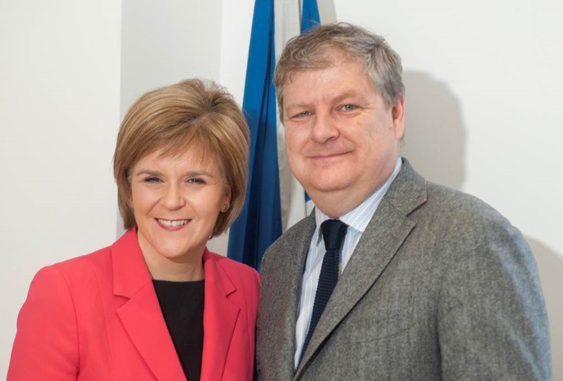 Re-elect Angus Robertson as SNP MP for Moray - a Politics crowdfunding ...