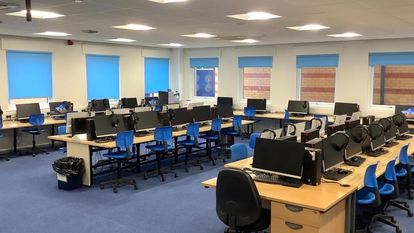Monksdown - New computers for our Computer Suite - a Technology ...