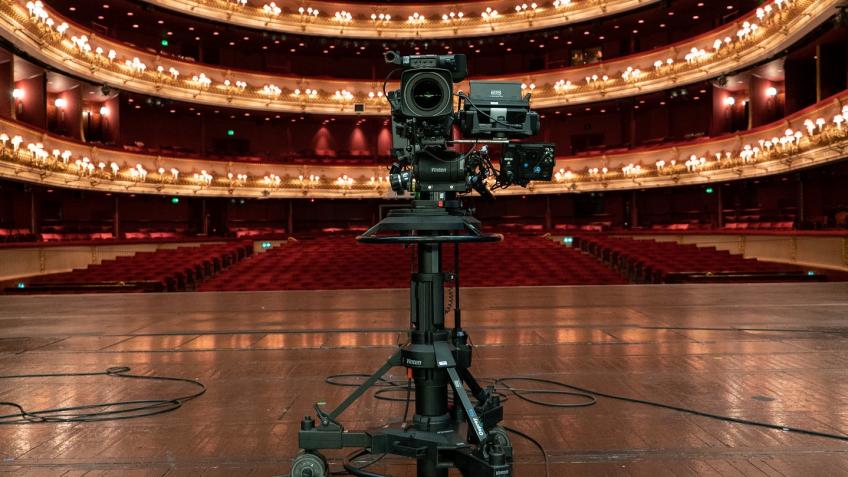 Back Stage - a Transport crowdfunding project in Hayes by Murtaza Hadi