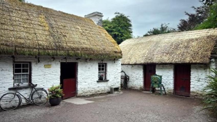 Restoring Ireland’s old thatched cottages - a Personal Causes ...