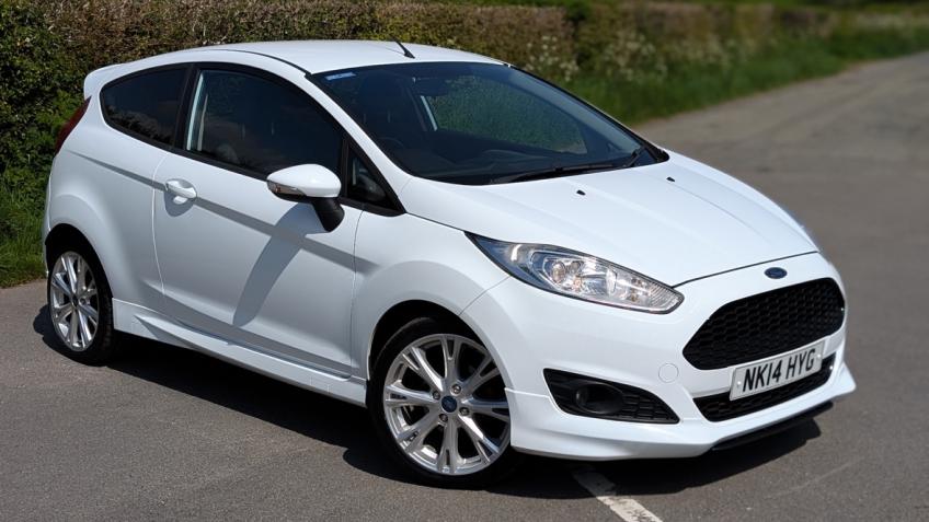 Win 2014 Ford Fiesta Zetec S and support BTCC - a Community ...