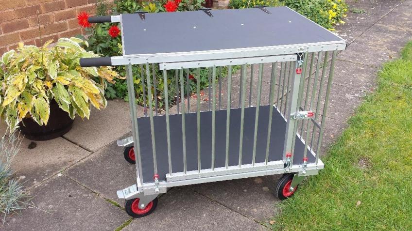The Modular Show dog Trolley - a Personal Causes crowdfunding project ...